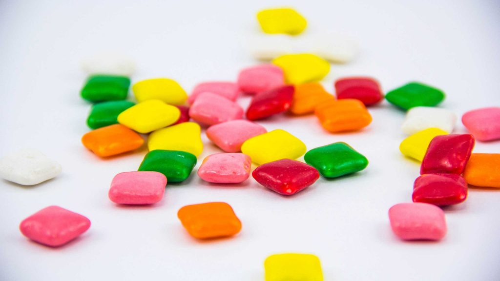 Datos curiosos e historia del chicle - La Romantica